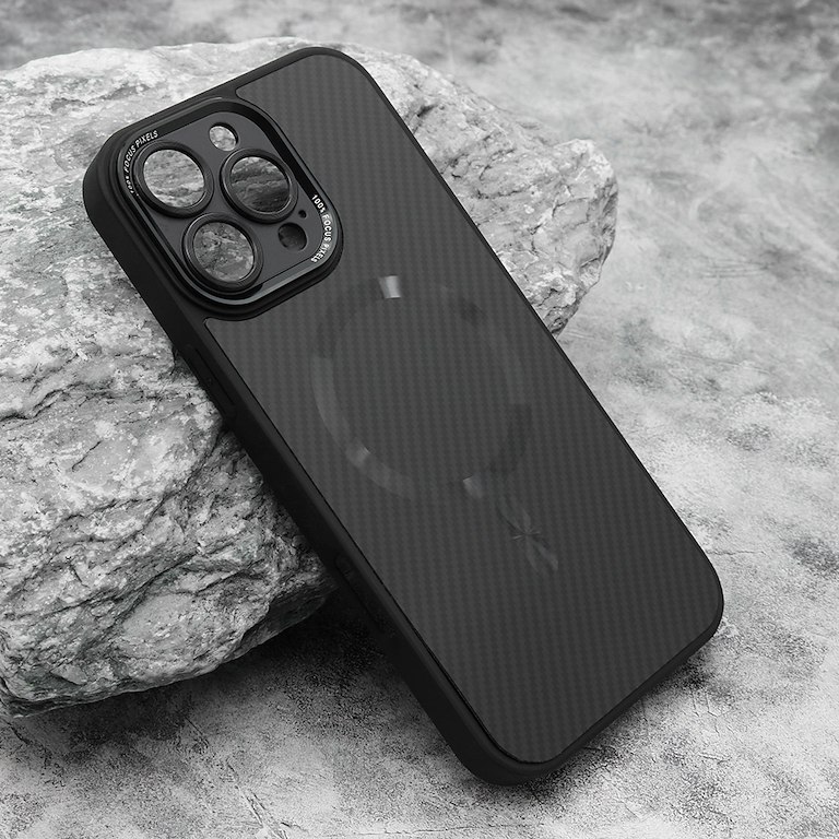 Zastitna maska (futrola) CARBON MagSafe - iPhone 16 Pro Max (6.9) crna (small camera) (MS)