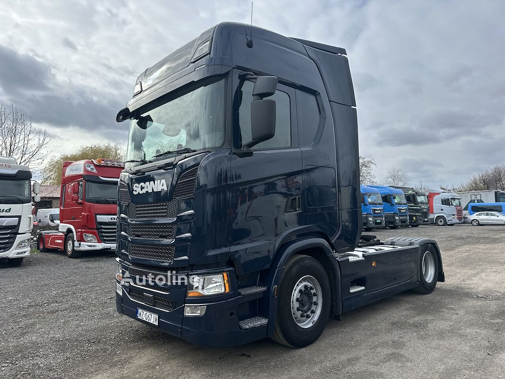 Scania S450 tegljač
