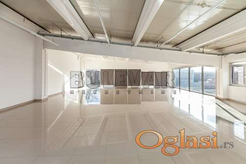 Izdaje se poslovni prostor kod restorana Princ, 530m2
