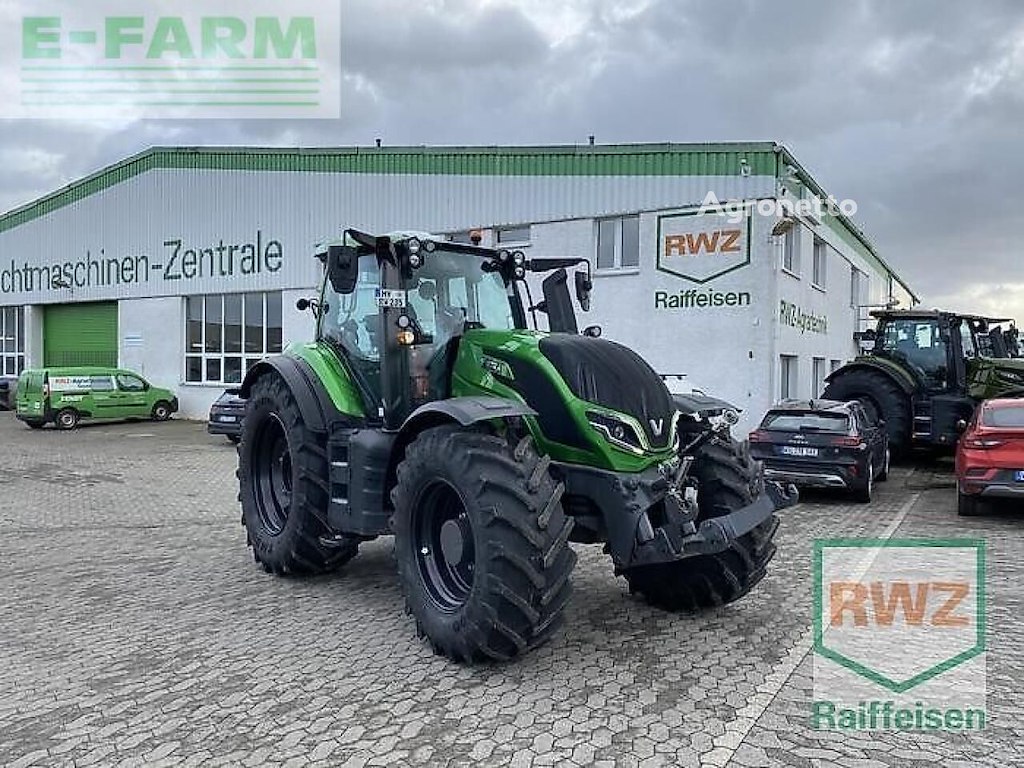 Valtra t235v traktor točkaš