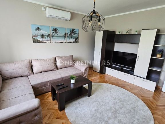 Potpuno namesten stan - 60m²