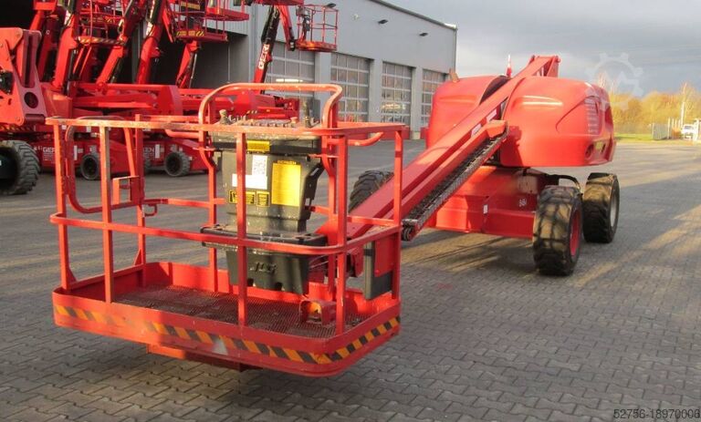 Teleskopska platforma
JLG 400 S