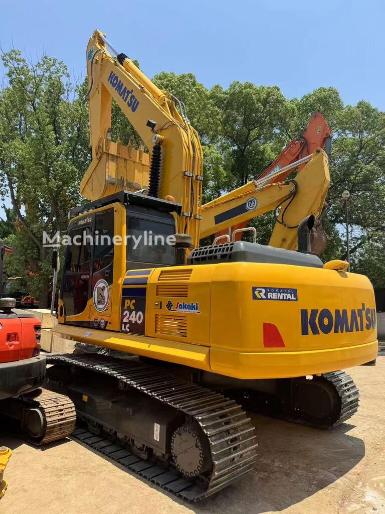 Komatsu PC240 bager guseničar
