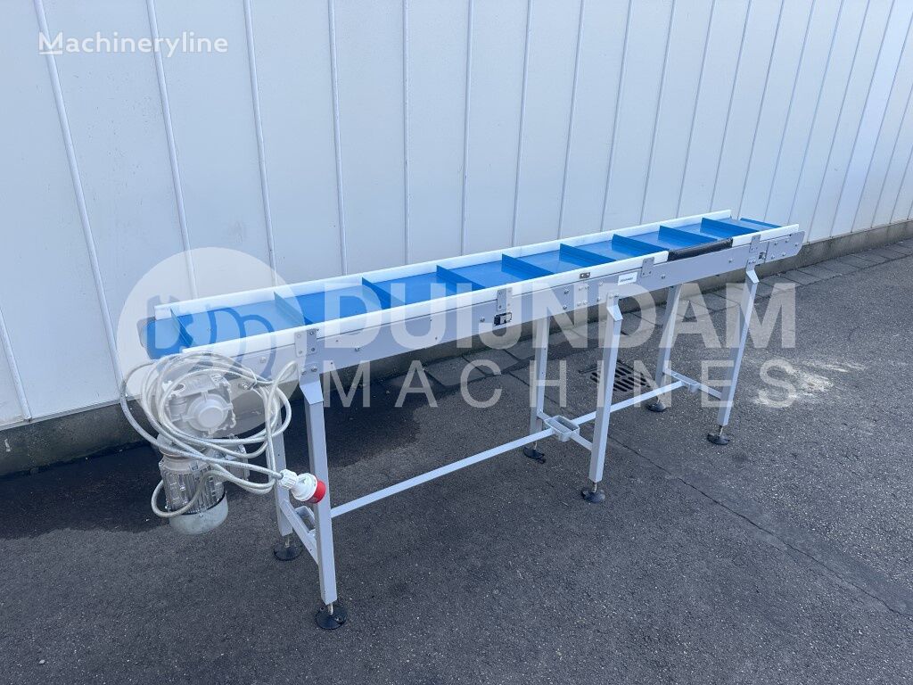 T.E.C. poljoprivredni transporter