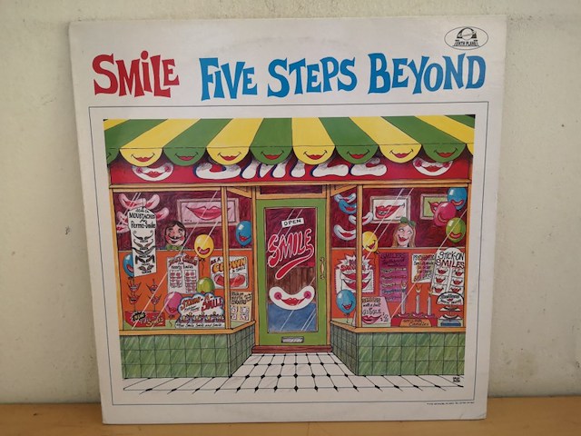 Five Steps Beyond : Smile