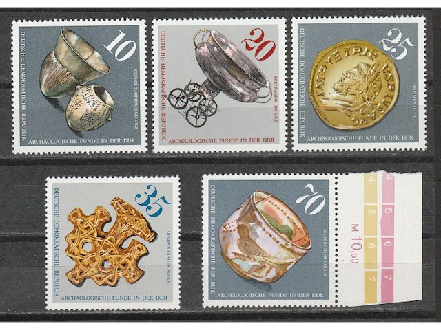 DDR - 1976 - Archaeological Finds in the GDR - MNH