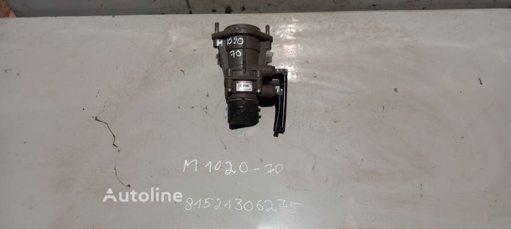 Glavni kocioni ventil za MAN TGA 18.440 BRAKE MAIN VALVE 81521306275 tegljača