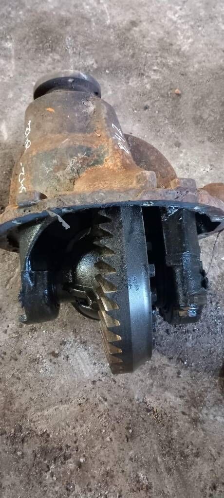 Diferencijal za MAN L2000 rear axle differential HY0715, 43/10 tegljača
