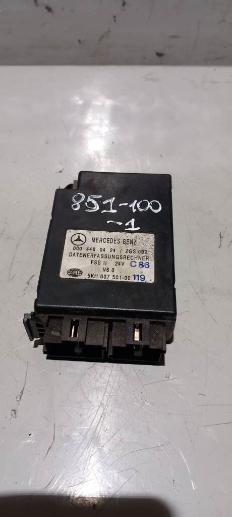 Upravljačka jedinica za Mercedes-Benz Atego CONTROL UNIT 0004460424 tegljača