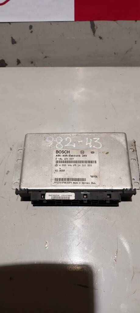 Upravljačka jedinica za Mercedes-Benz Actros ABS CONTROL UNIT 9425842038 tegljača