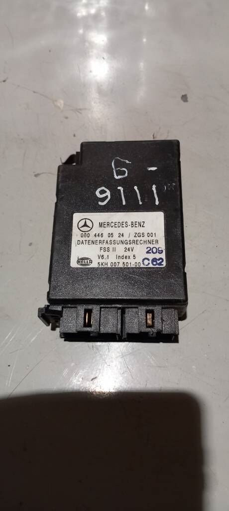 Upravljačka jedinica za Mercedes-Benz Actros CONTROL UNIT 0004460524 tegljača