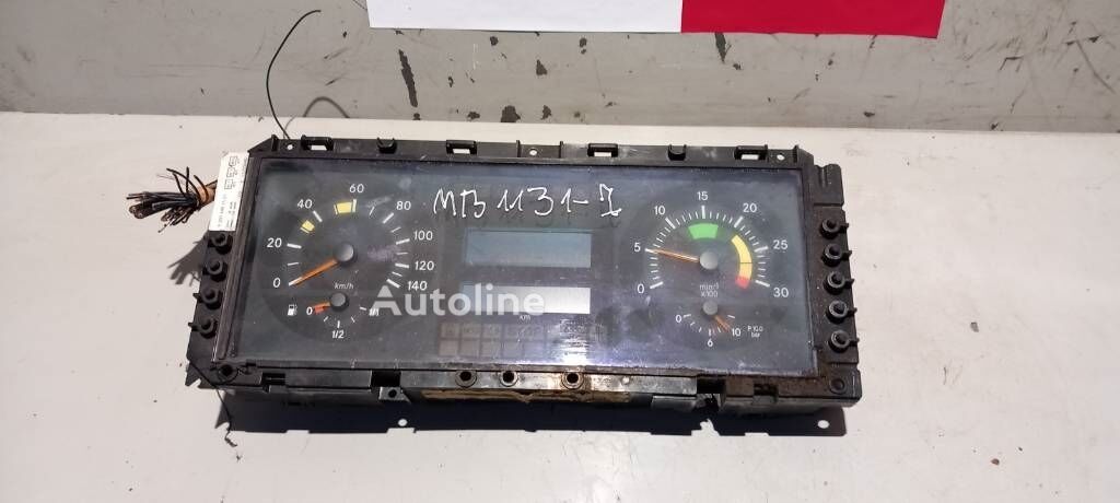 Kabina za Mercedes-Benz Vario DASHBOARD 0005427001 tegljača
