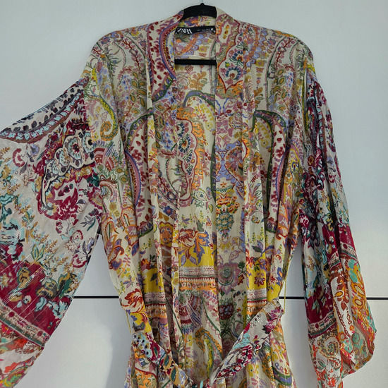 Novo! Zara Skupoceni Kimono (uni. vel.)