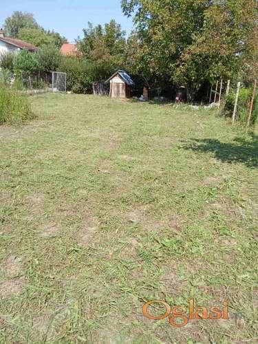 Na prodaju plac u Krnjaci-Beograd