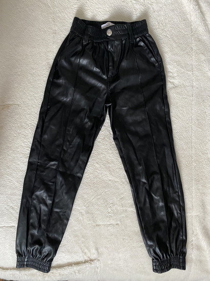 Bershka kozne pantalone