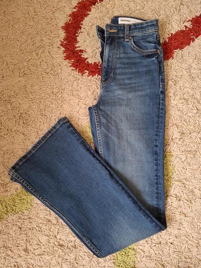 Bershka farmerke SNIZENO 2500