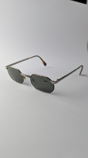 Look vintage retke naocare