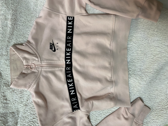 NIKE ZENSKI DUKS POVOLJNO