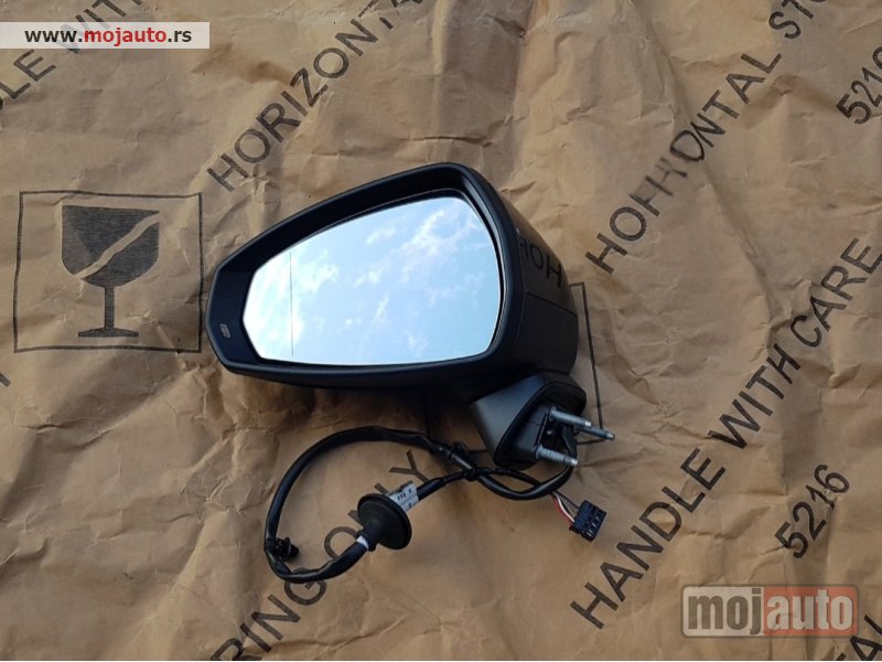 Audi A3 / 8V / 2013-2020 / Levi retrovizor / 6 Pinova / ORIGINAL