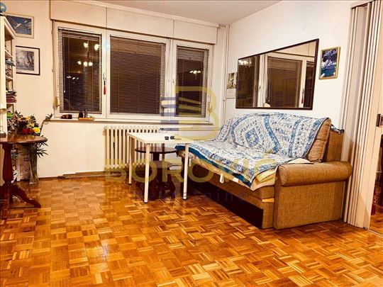 Žarkovo-centar, 101m2, veoma funkcionalan