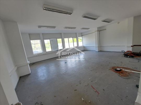 Zemun - Batajnički drum - 701m2 ID#24061
