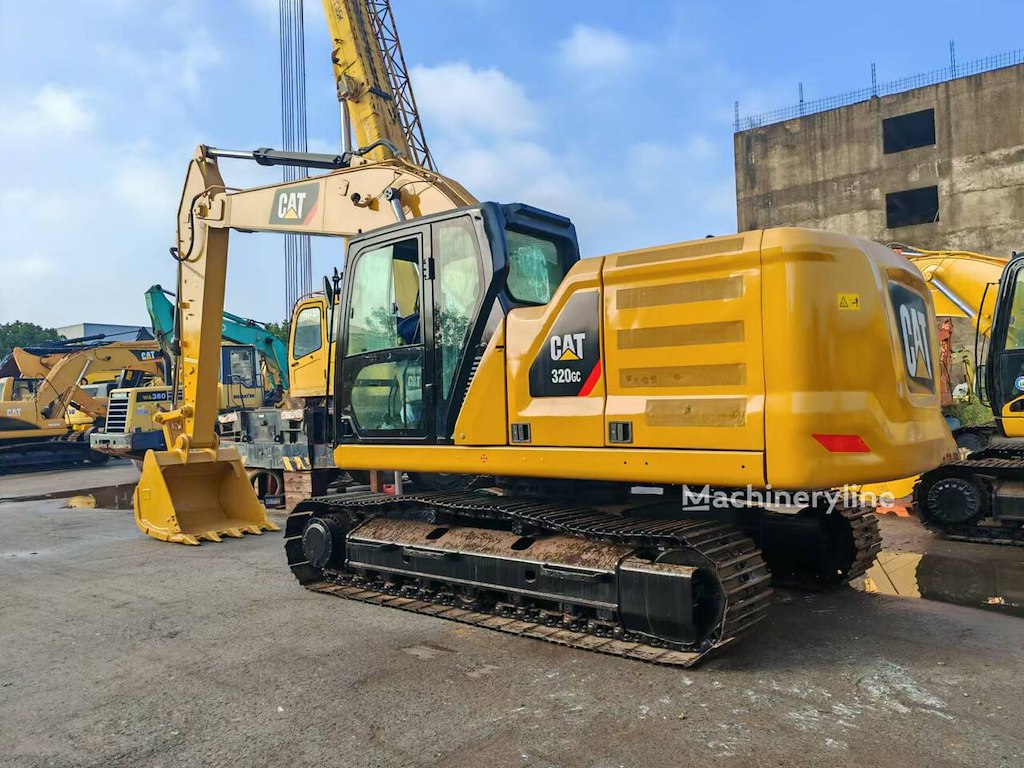 Caterpillar 320GC bager guseničar