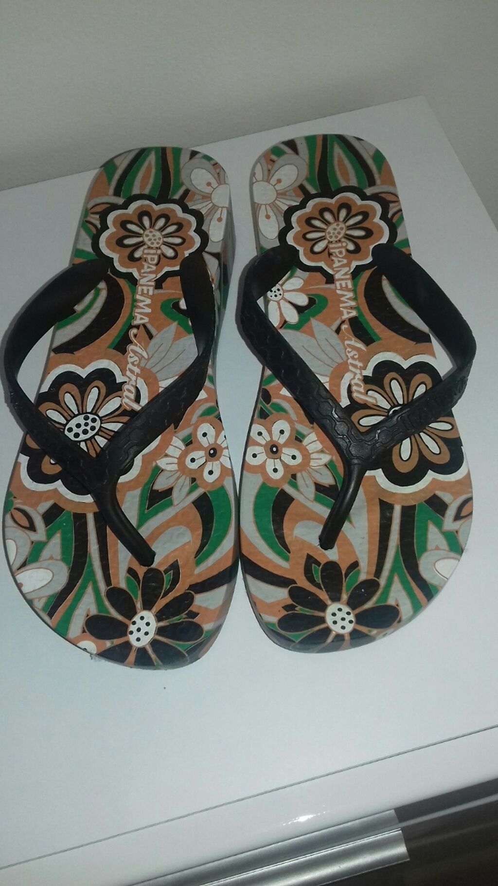 Japanke, Ipanema, 39