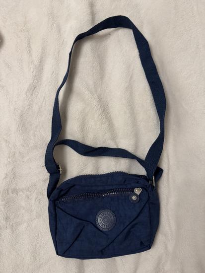 Kipling torbica novo