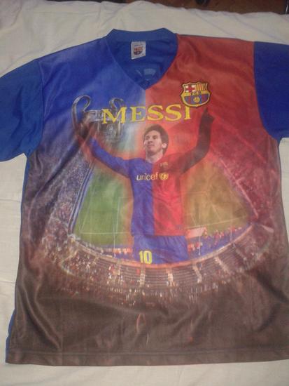 Messi dres, prelep, rasprodaja