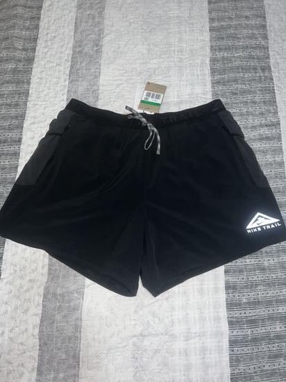 NIKE Dri-FIT Trail Running Shorts vel. XL NOVO