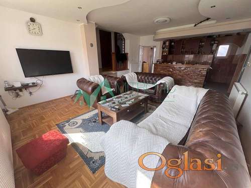 Novi Sad, Klisa - Spratna kuća na lepom placu od 500 m2