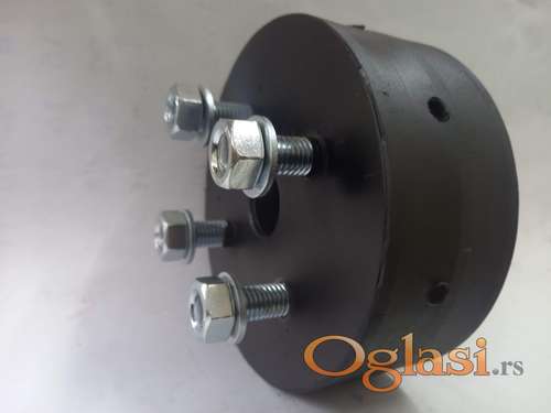 Nosač prednjeg blatobrana za traktor CASE Front mudgard / fender pivot