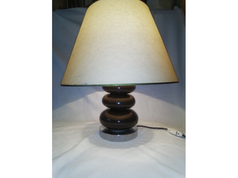 Stona lampa