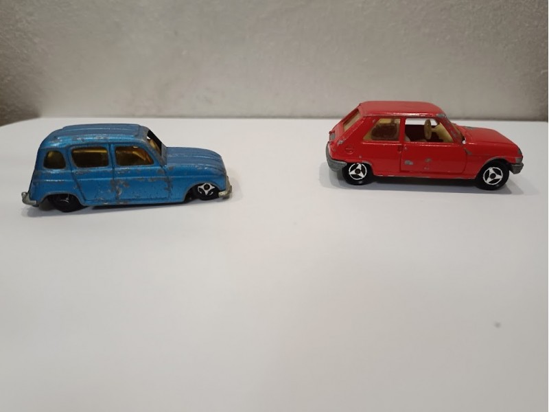 Reno 4 NOREV,Reno 5 MAJORETTE Made in France