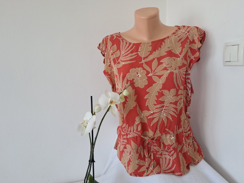 C&A viskozna bluza sa listovima vel 38