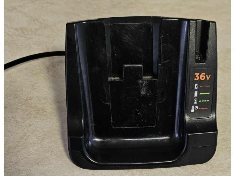 BLACK&DECKER 36V PUNJAČ
