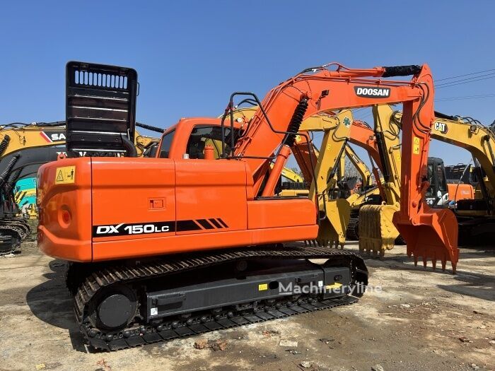 Doosan DX150 bager guseničar
