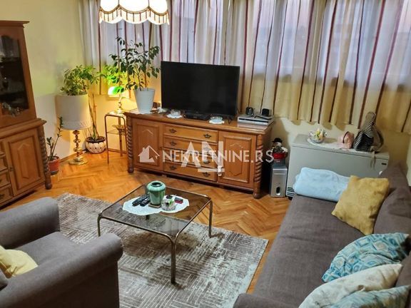 Zvezdara, Lion, Bulevar kralja Aleksandra, 72m2 ID#9800