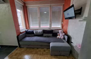 Prodajem Stan-Apartman, Adice