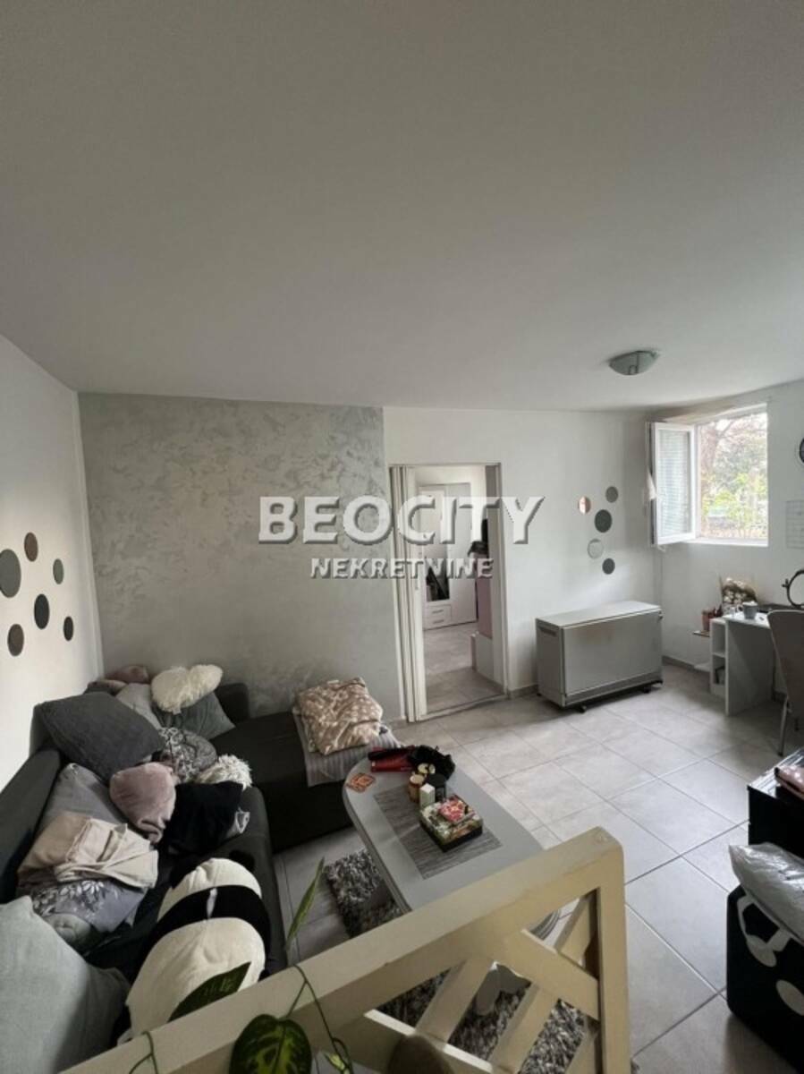 Rakovica, Centar, Viševačka, 1.5, 30m2, 72000EUR
