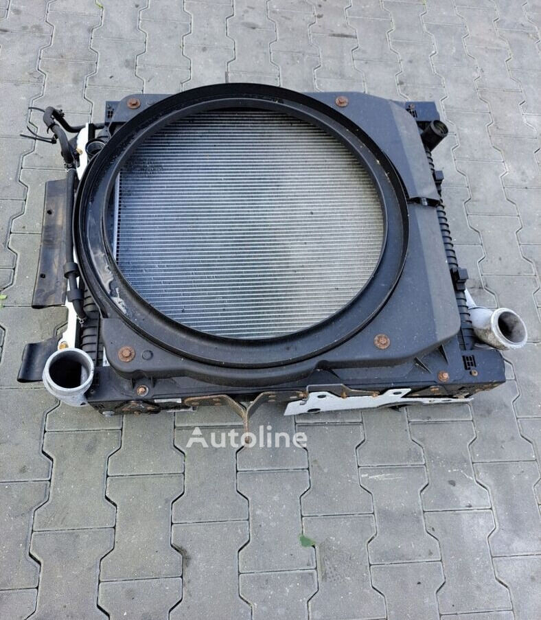 Behr 7420810095 radijator za hlađenje motora za Volvo FE tegljača