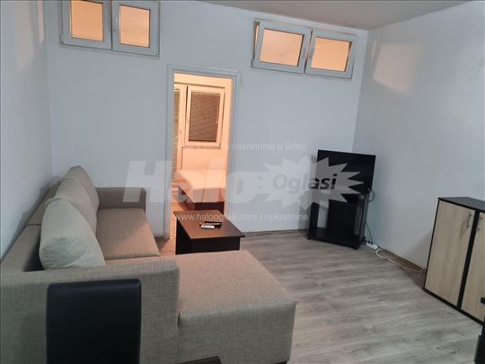 Borca, nov kompletno namesten stan, aut 95, 96,85