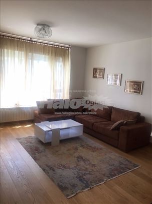 LUX stan 60m2 Novi Beograd blok 65