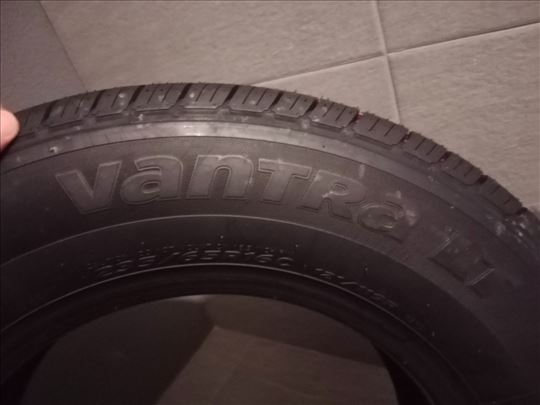 235 65 r 16 c nove gume