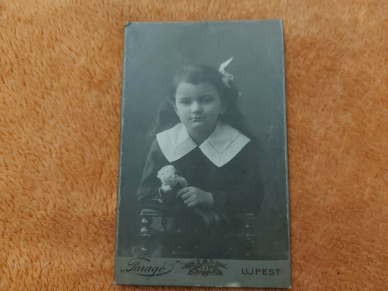 Farago Uj Pest Foto –kartonka