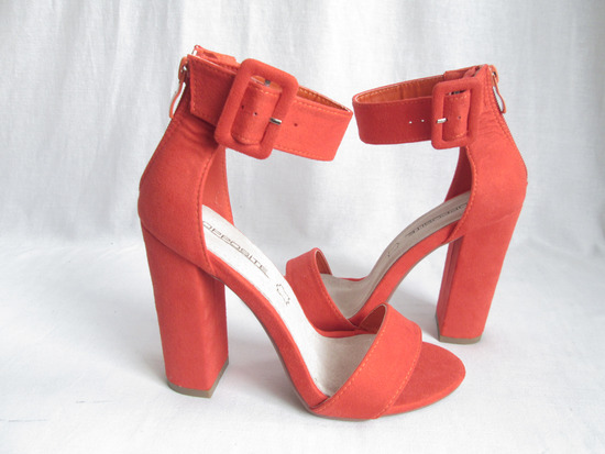 SANDALE "OPPOSITE" 36 *NOVE*