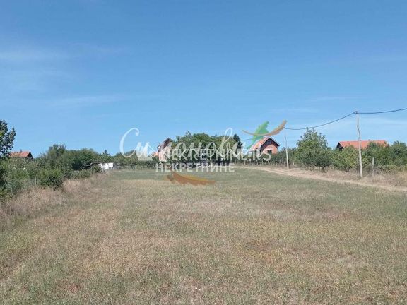 Grocka, 25ari, prelepa parcela, put, struja, uknjiženo ID#1722