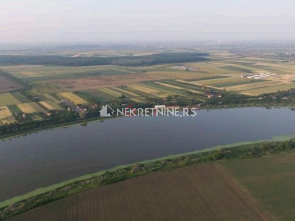 14ha Raja sa privatnim Jezerom na 10 min od NBG