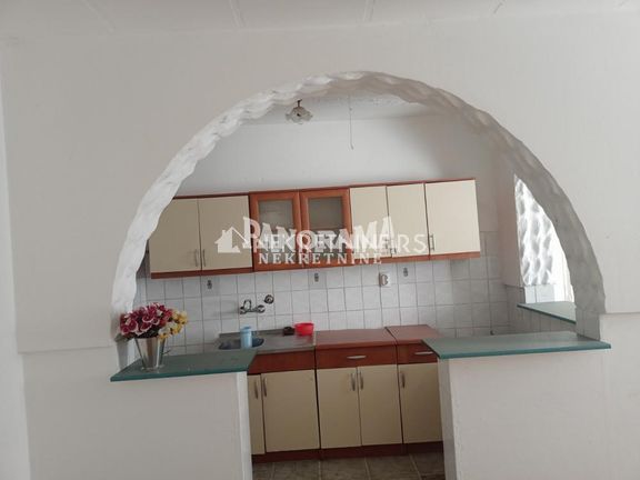 Kuća Tošin bunar Pr+1,6.0,154m2,na 6,26 ari placa ID#3147