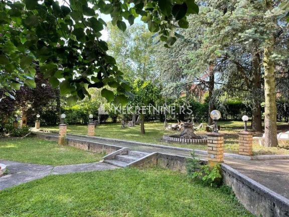 Kuća sa bazenom Lipovica - plac 16 ari ID#5050